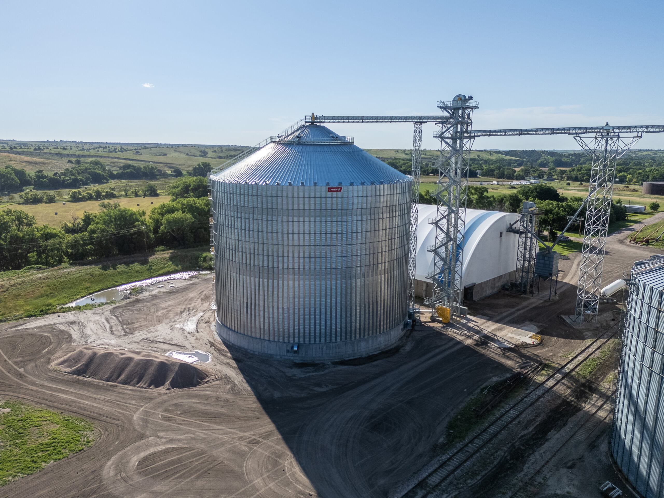 Ag Valley Co-op Expands Grain Storage in Maywood | Chief Agri